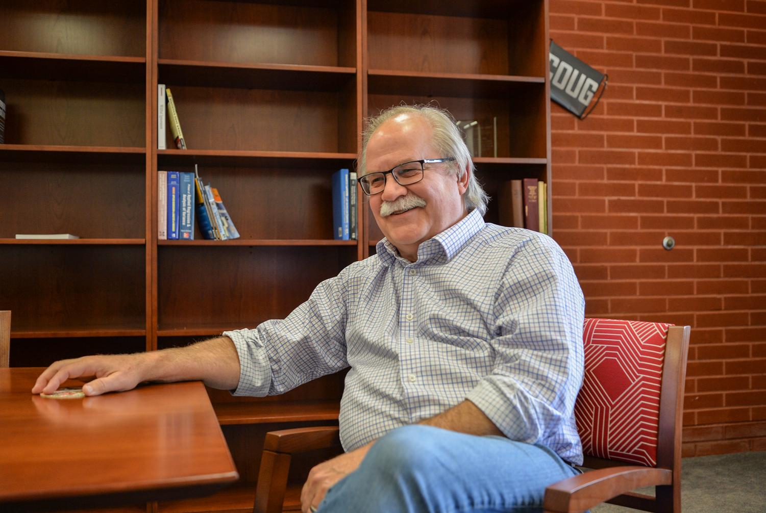 Interim provost hopes to move WSU toward excellence – The Daily Evergreen